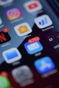 How To Make a Tweet Go Viral | 8 Secrets | TweetDelete